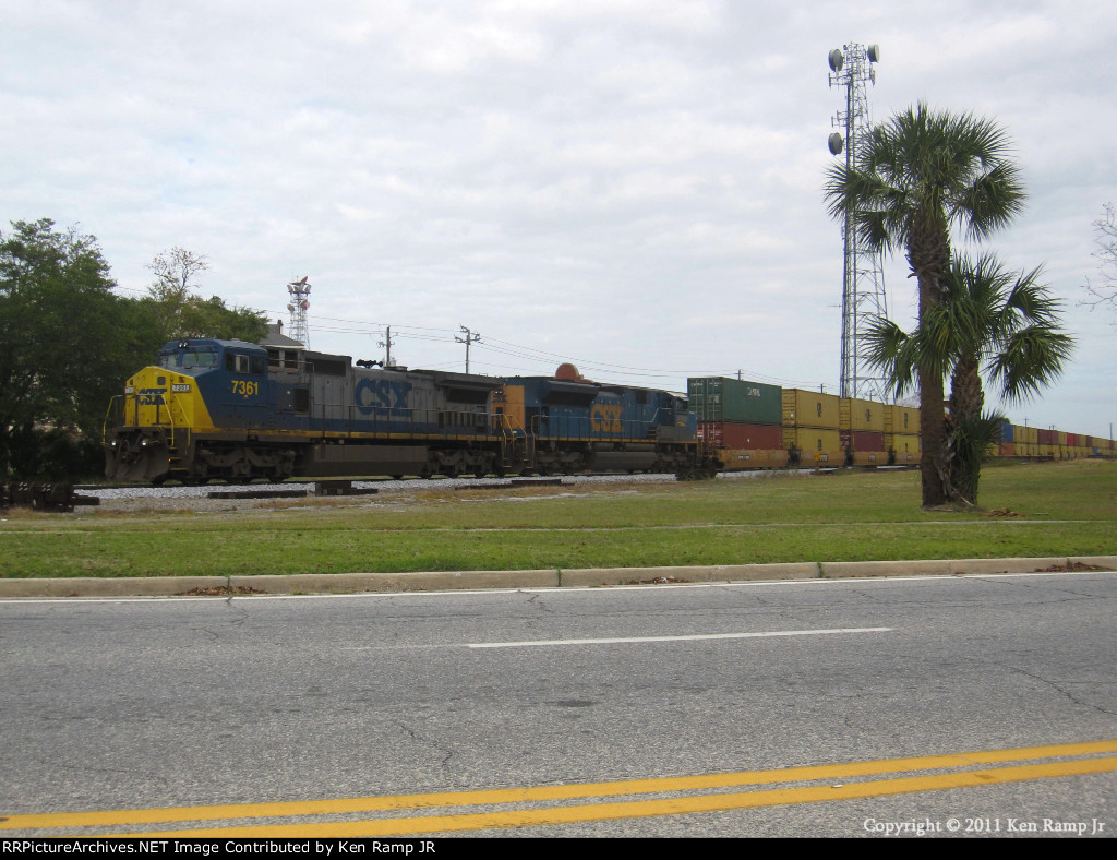 CSX Q102